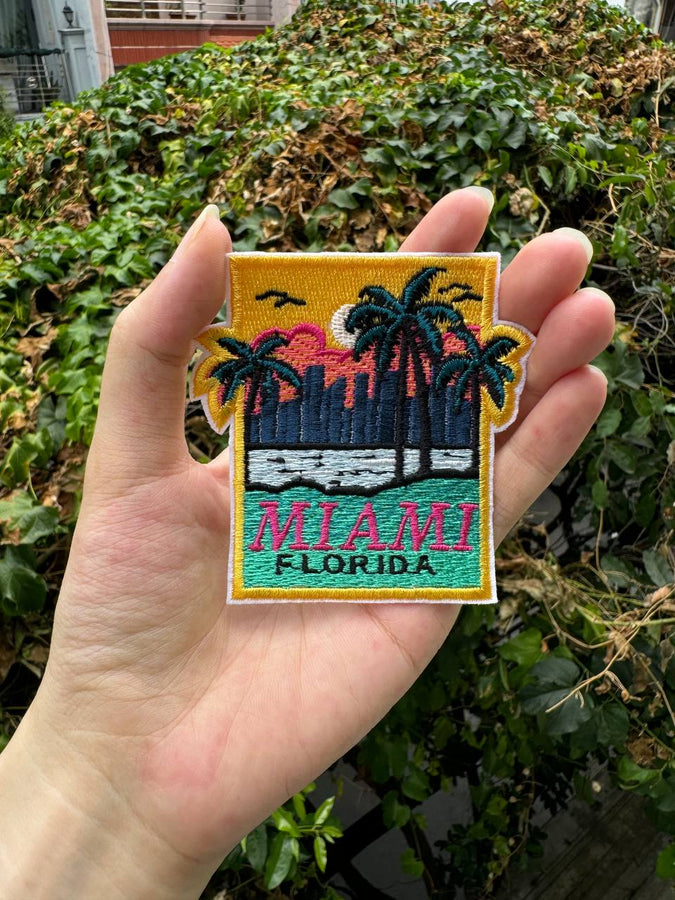 Miami Travel Embroidered Patch – Iron On / Sew On 🧵 – AMOEMBROIDERY